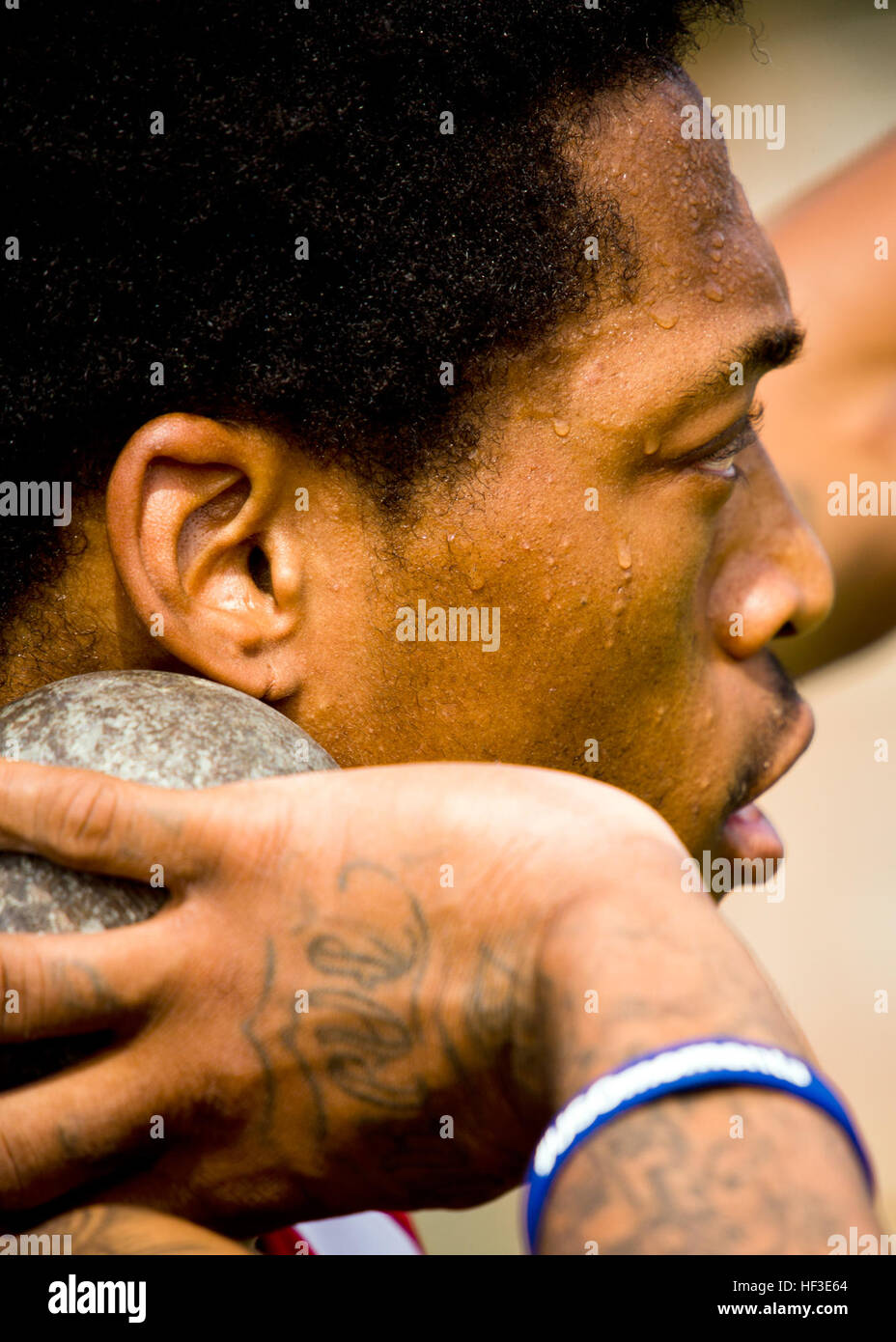 Team Marine Corps veteran Anthony McDaniel braves the 110 degree heat ...