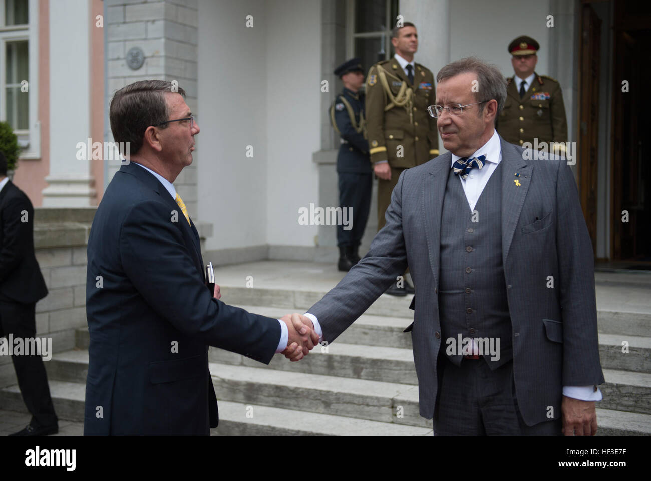 Secretary of Defense Ash Carter shakes hands with Estonian President ...