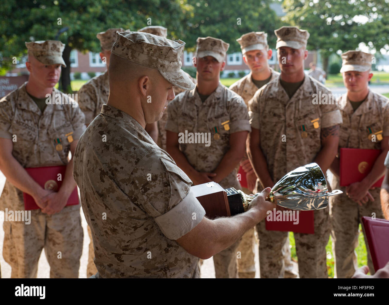 Lieutenant col commanding officer marine hi-res stock photography and ...