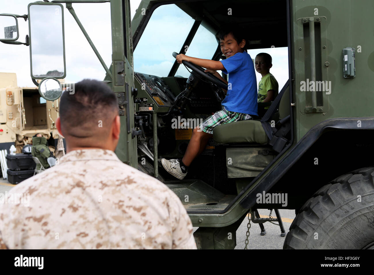 Military sniper gear hi-res stock photography and images - Alamy