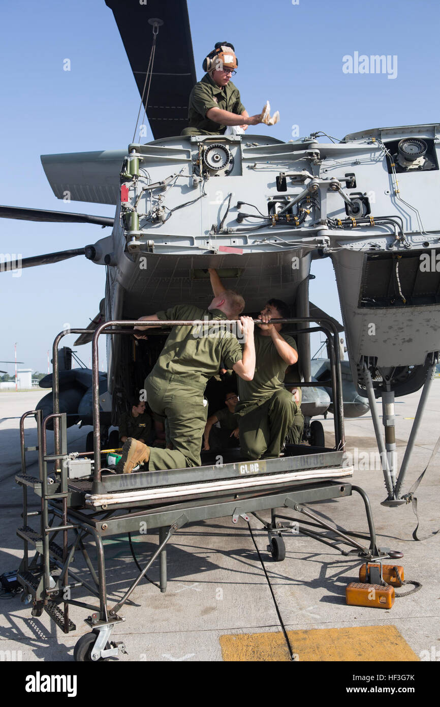 U.S. Marines assigned to Marine Heavy Helicopter Squadron 366 perform a ...