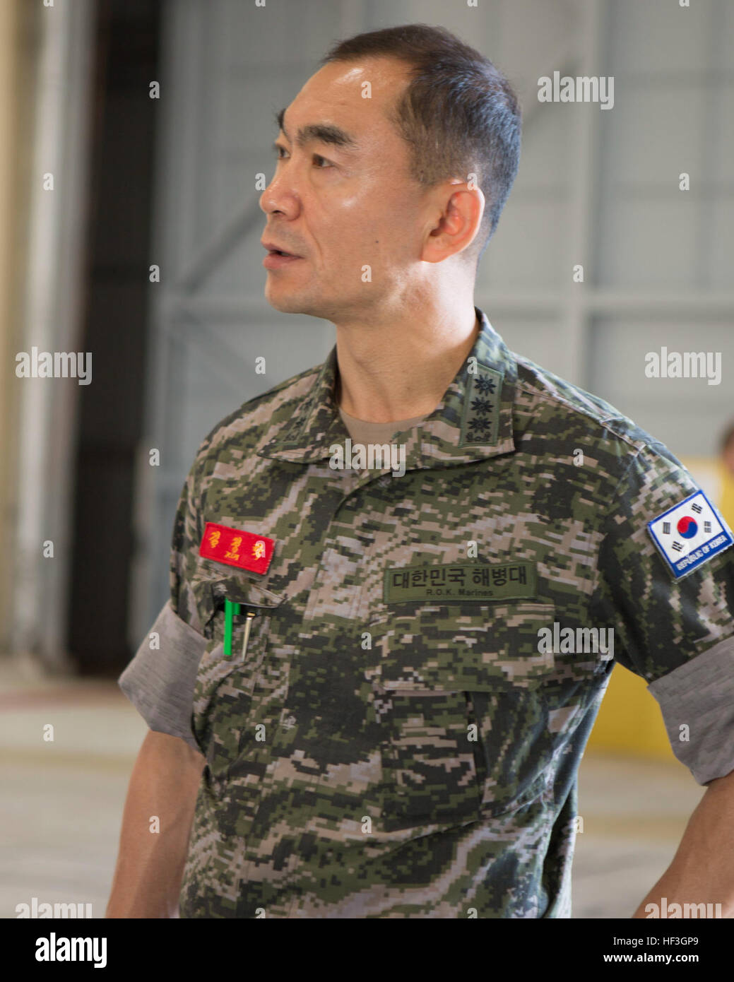 ROK Marine Corps personnel and U.S. Marine Forces Pacific review RQ-7B ...
