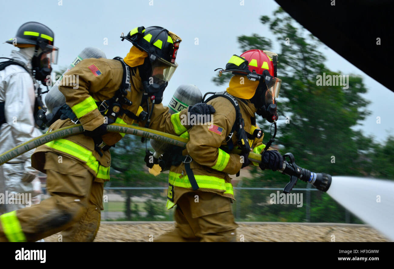 Wisconsin national guard combat hi-res stock photography and images - Alamy
