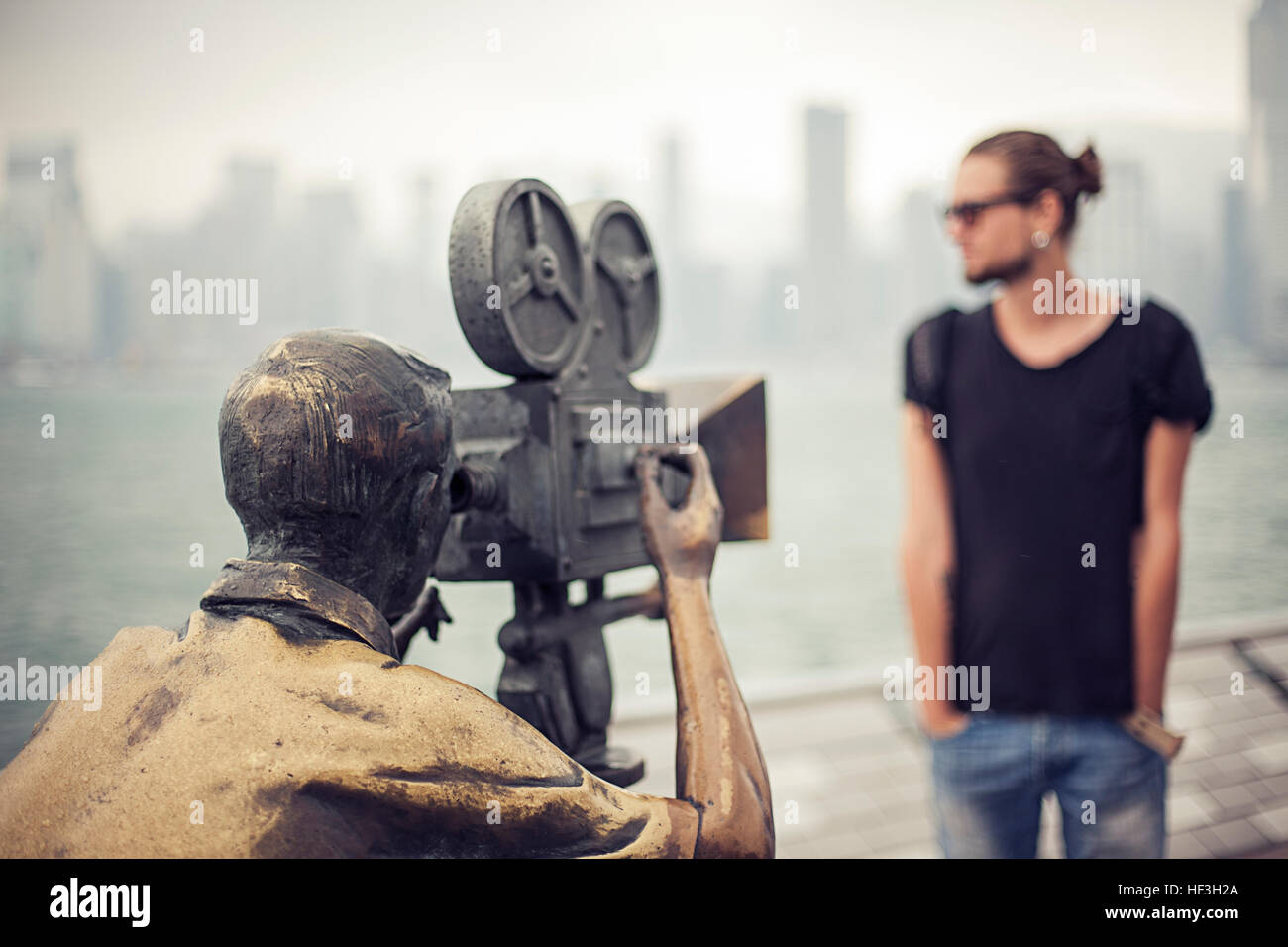 Hong kong sculpture cameraman hi-res stock photography and images - Alamy