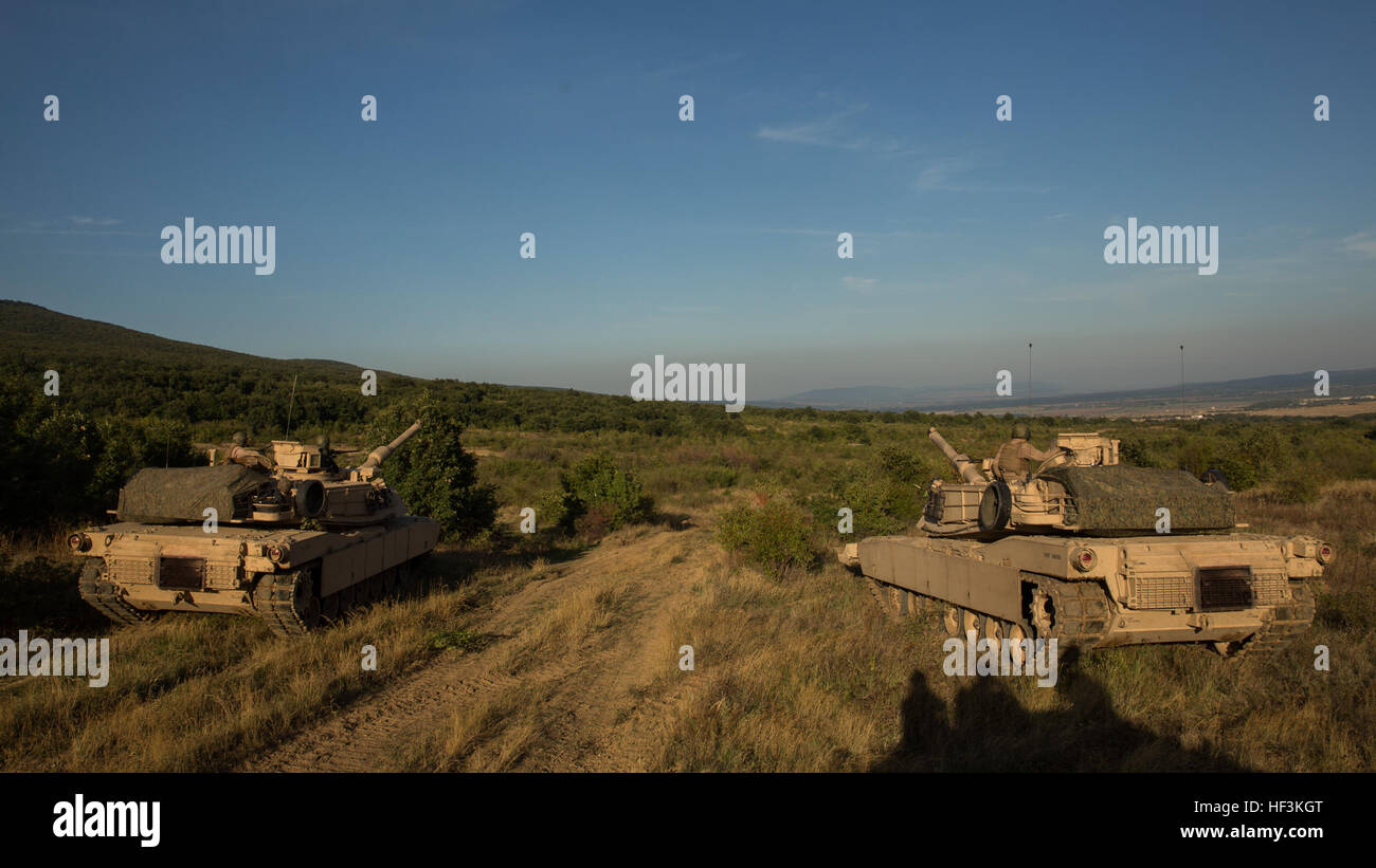 M88 recovery vehicle hi-res stock photography and images - Alamy