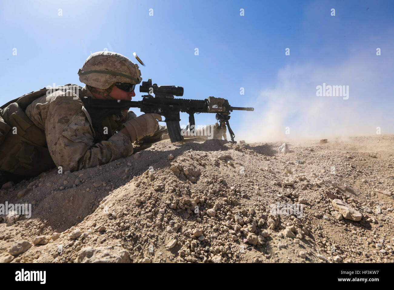 U.S. 5TH FLEET AREA OF OPERATIONS (Sept. 28, 2015) U.S. Marine Lance ...