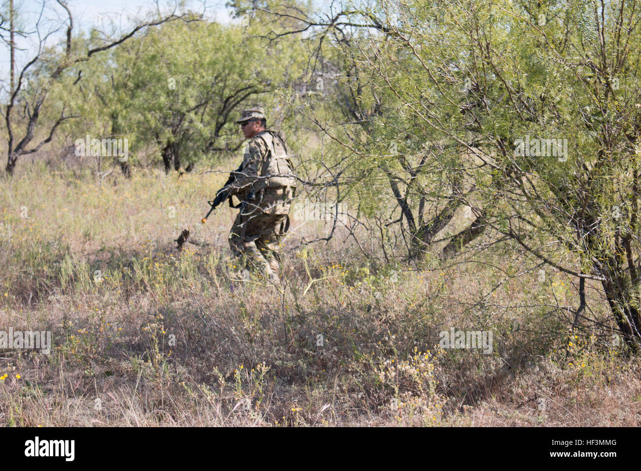Soldiers from the California Army National Guard 40th Combat Aviation ...