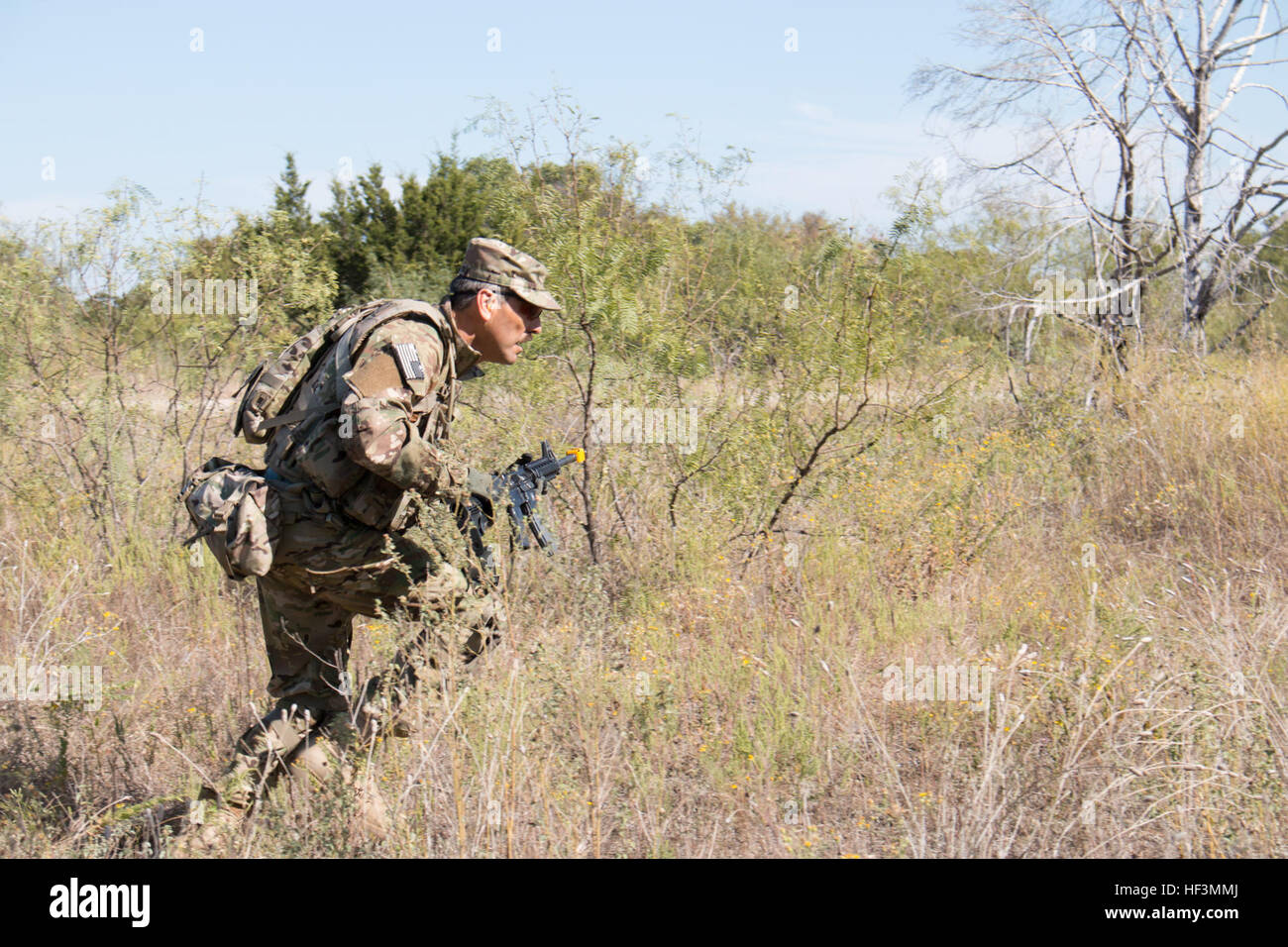 Soldiers from the California Army National Guard 40th Combat Aviation ...