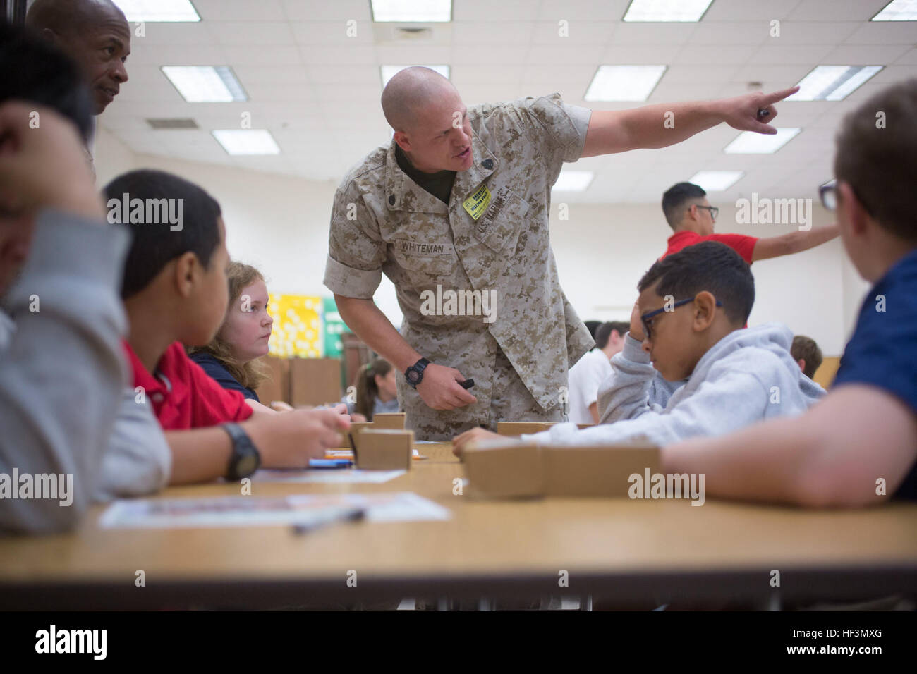U.S. Marine Corps Staff Sgt. Steve D. Whiteman, a Combat Instructor ...