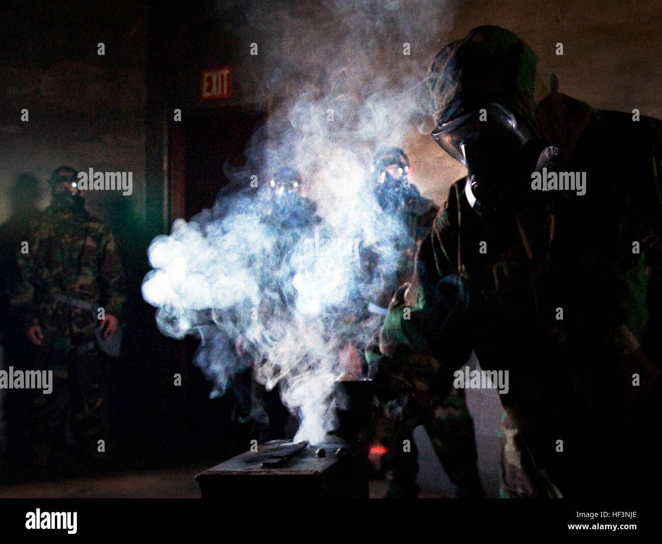 M50 joint service general purpose gas masks hi-res stock photography ...