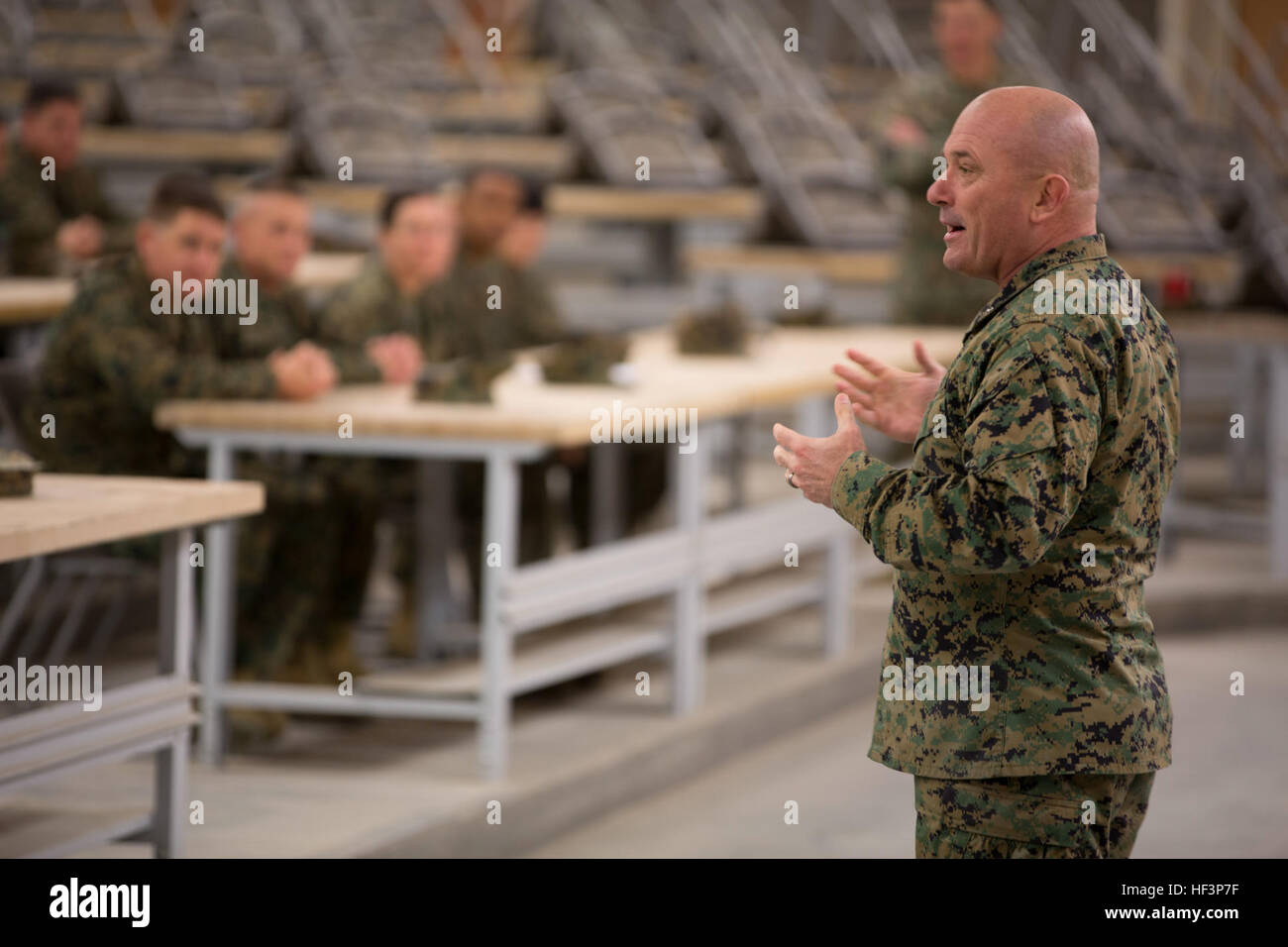 The Commanding General of Training Command visits Marine Combat ...