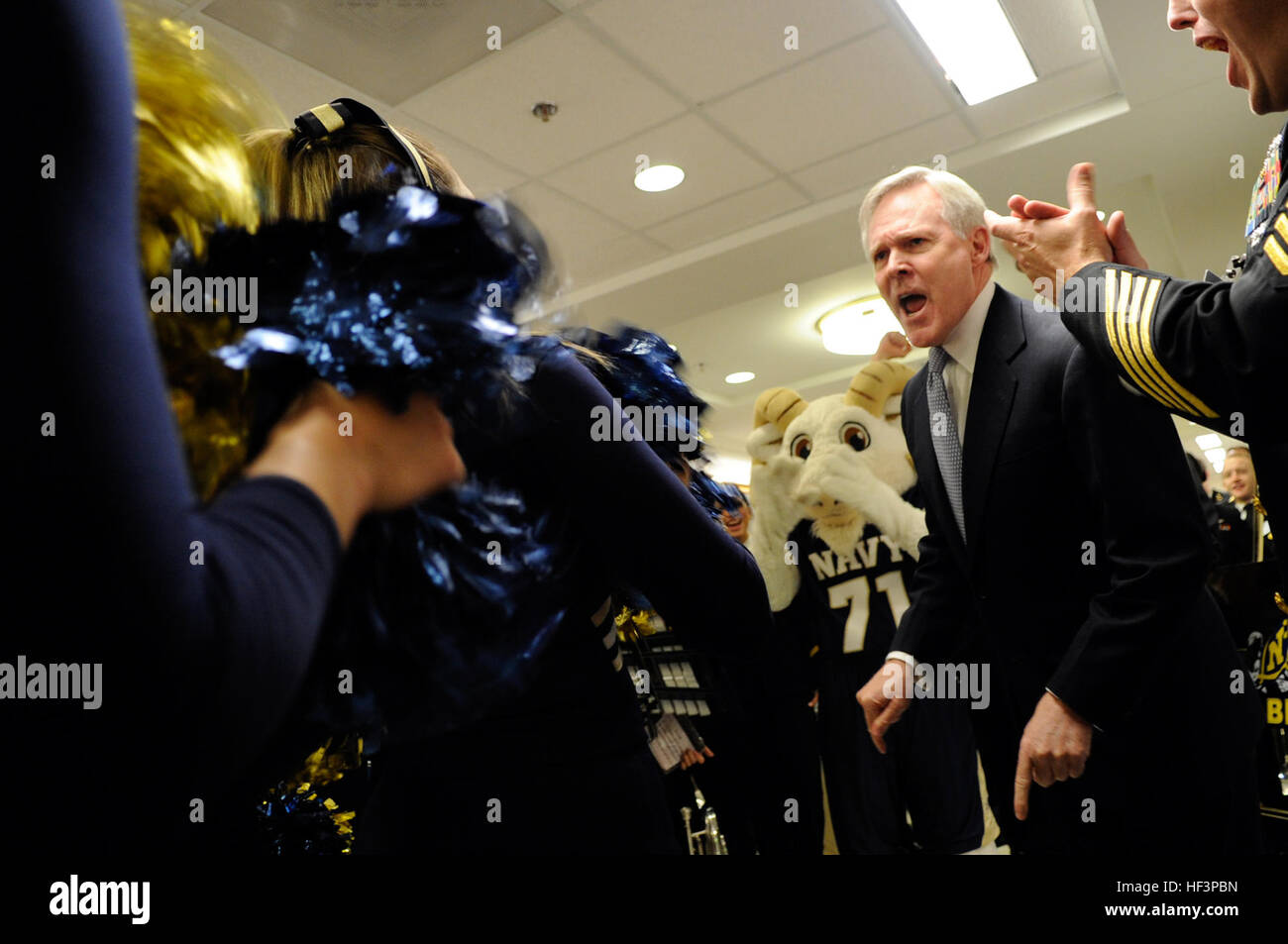 Secretary of the Navy Ray Mabus welcomes the U.S. Naval Academy band ...