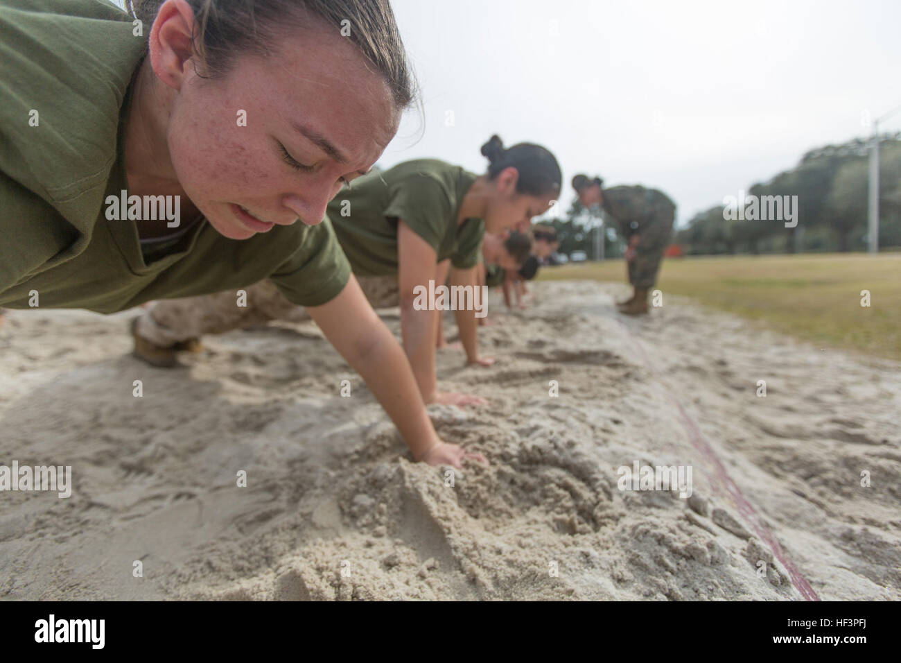 A recruit of Oscar Company, 4th Recruit Training Battalion, does ...