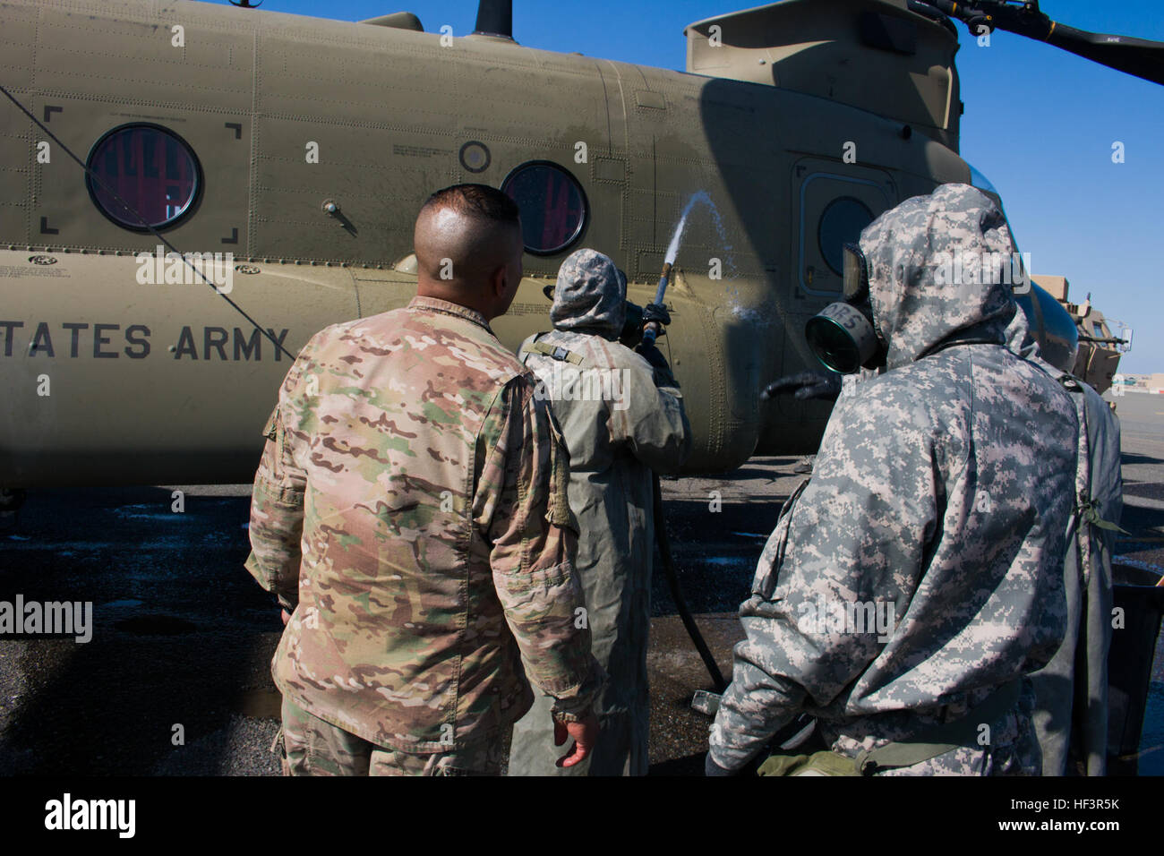 Army Reserve CBRN specialists from the 366th Chemical Company perform ...