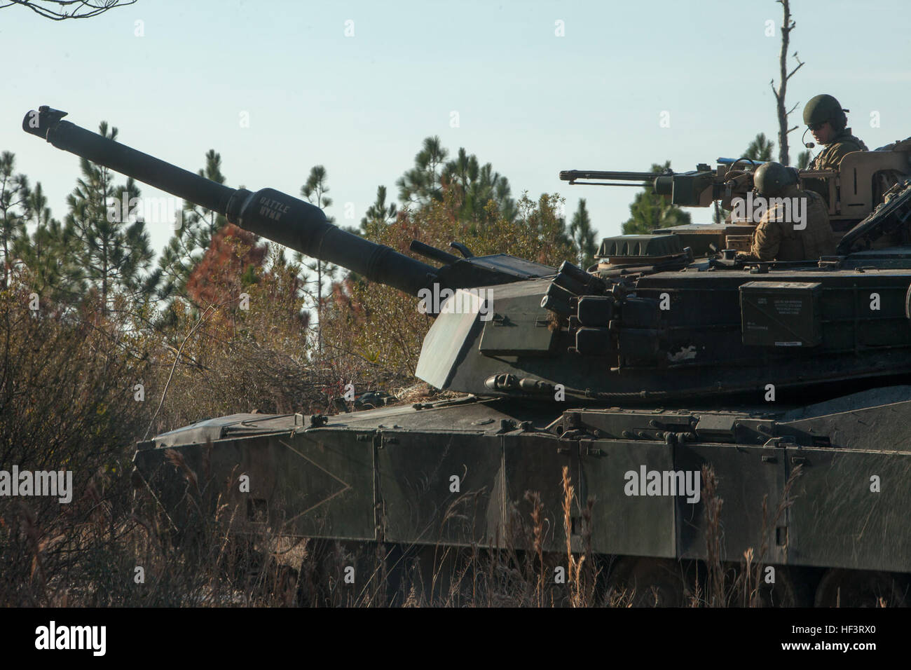 U.S. Marines with 2d Tank Battalion, 2d Marine Division (2D MARDIV ...