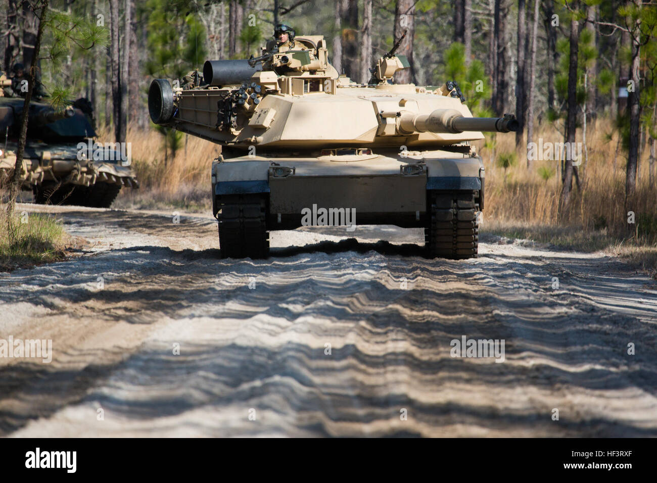 U.S. Marines with 2d Tank Battalion, 2d Marine Division (2D MARDIV ...