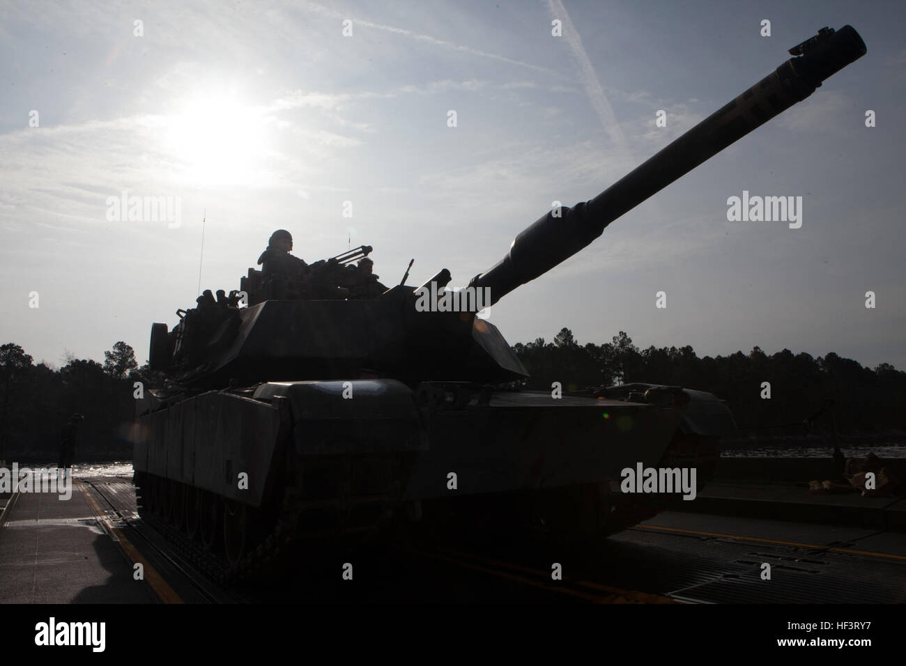 U.S. Marines with 2d Tank Battalion, 2d Marine Division (2D MARDIV ...