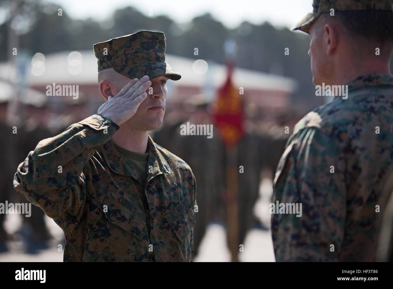 Navy and marine corp commendation medal hi-res stock photography and ...
