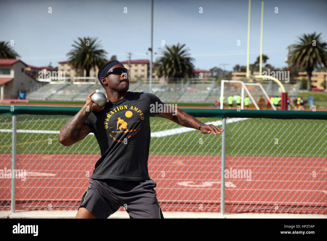 U.S. Marine Corps Staff Sgt. Patrique Fearon, a Wounded Warrior ...