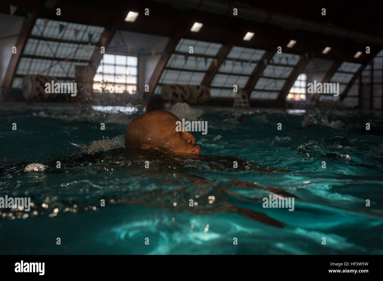 Twenty five meter swim hi-res stock photography and images - Alamy
