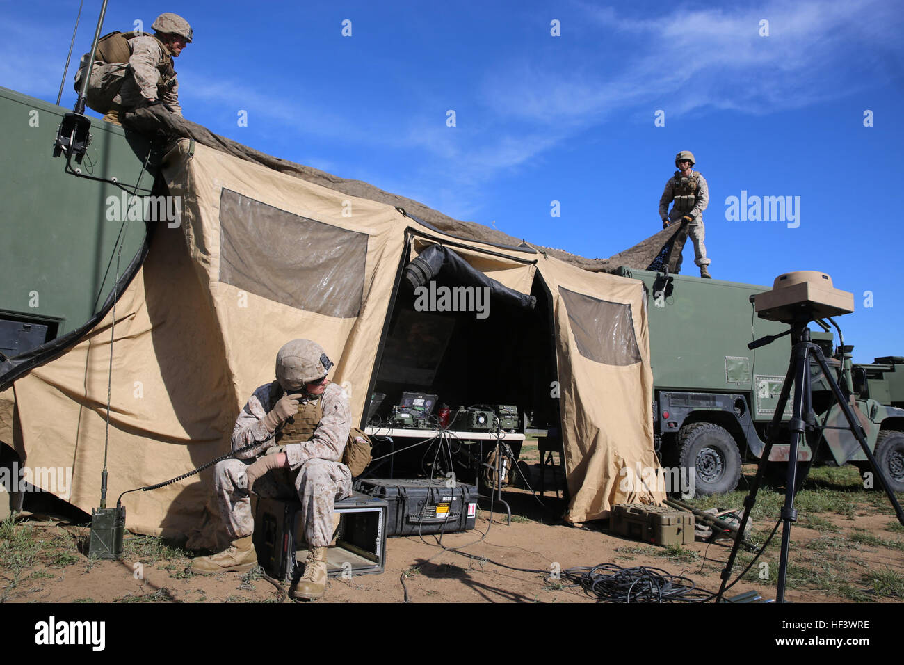 MARINE CORPS BASE CAMP PENDLETON, Calif. - Marines with Battery Q, 5th ...