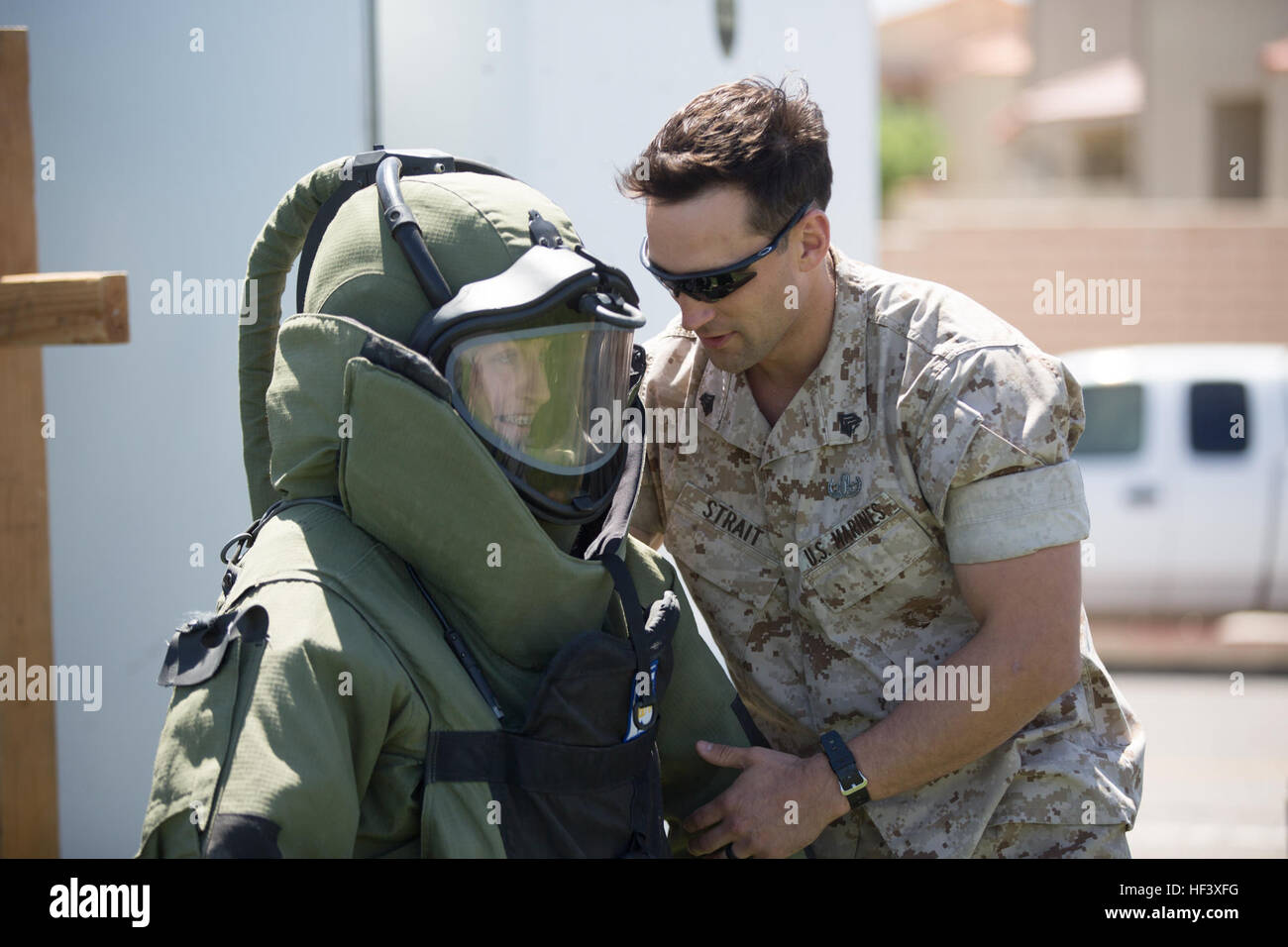 Strait relations hi-res stock photography and images - Alamy