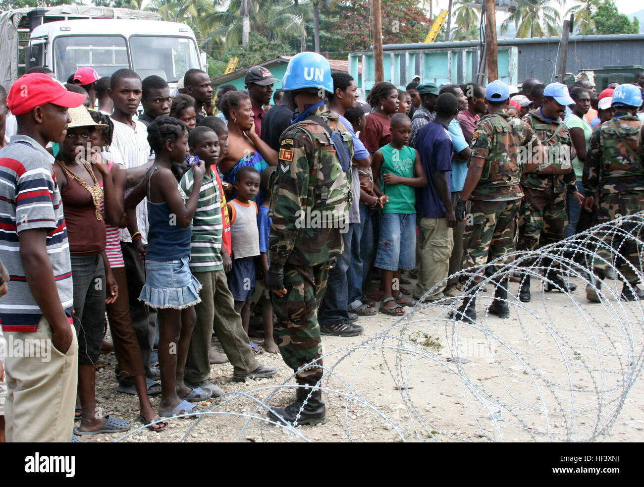 United nations workers emergency hi-res stock photography and images ...