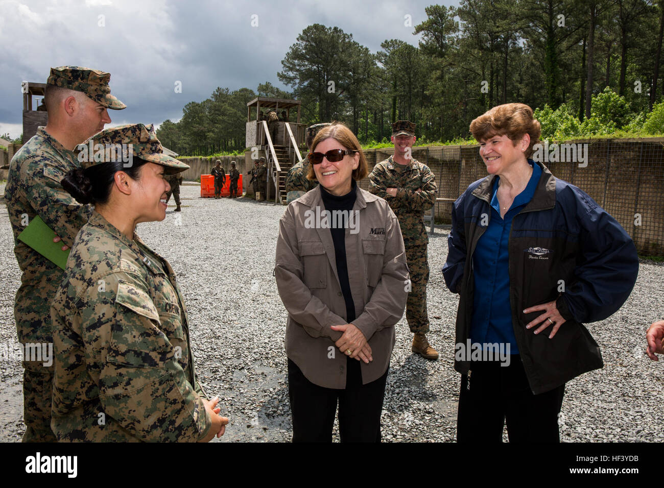 Women marines camp geiger hi-res stock photography and images - Alamy