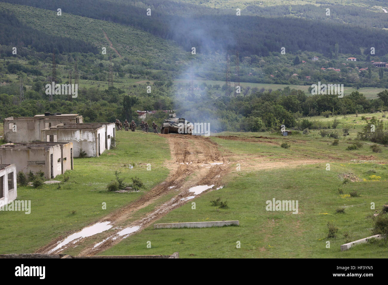 T 72 bulgarian tank hi-res stock photography and images - Alamy