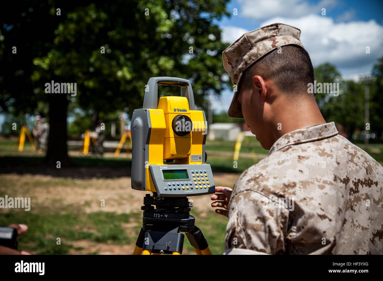 Trimble total station hi-res stock photography and images - Alamy