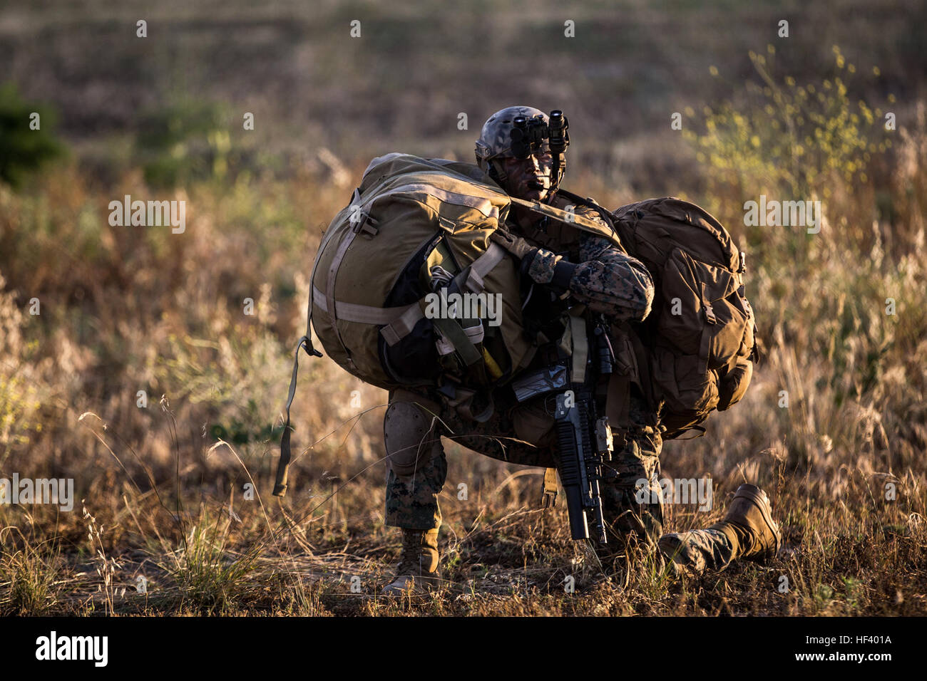 A reconnaissance man with the Maritime Raid Force, 11th Marine ...
