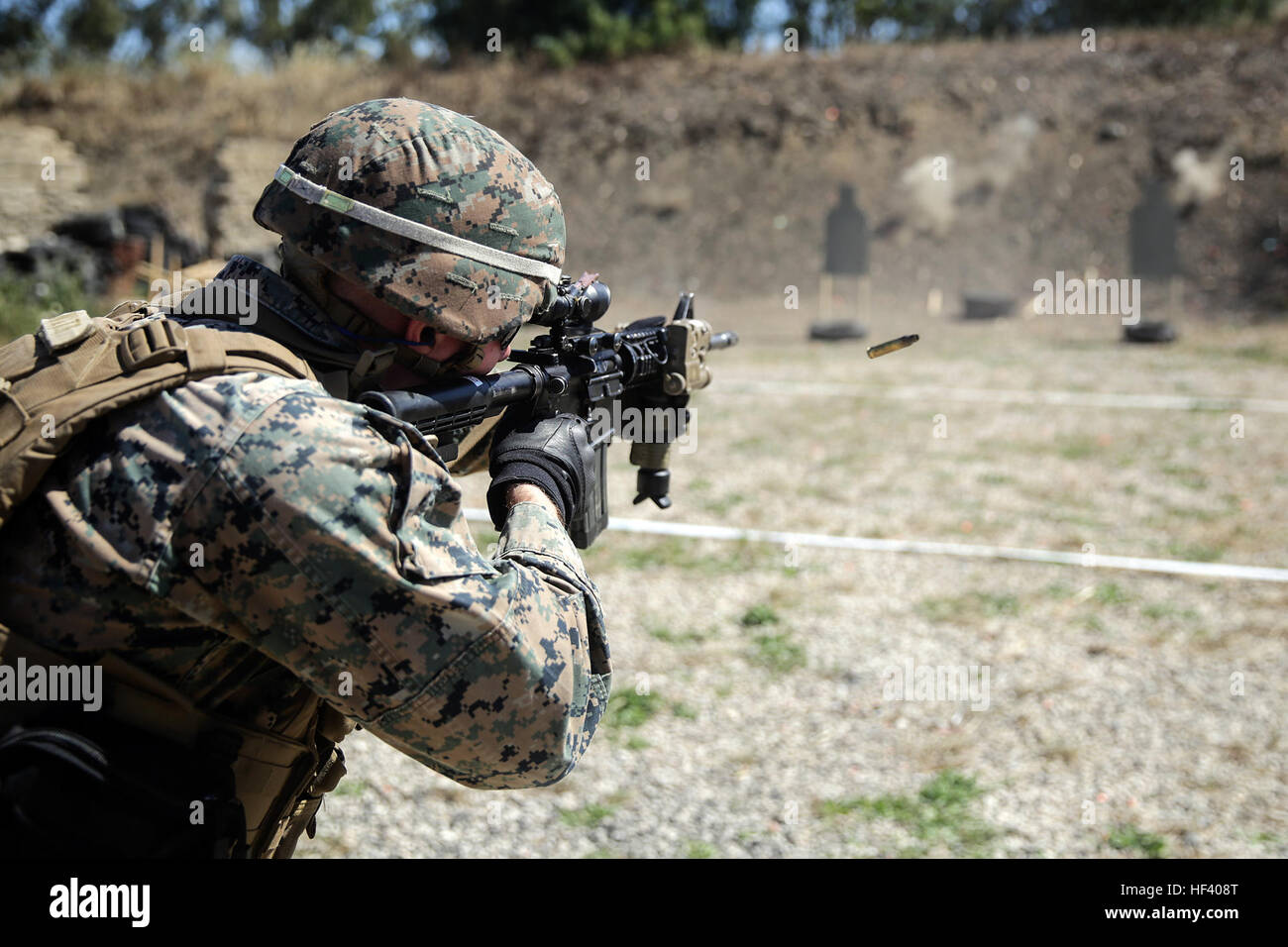 U s marines charlie company weapons hi-res stock photography and images ...