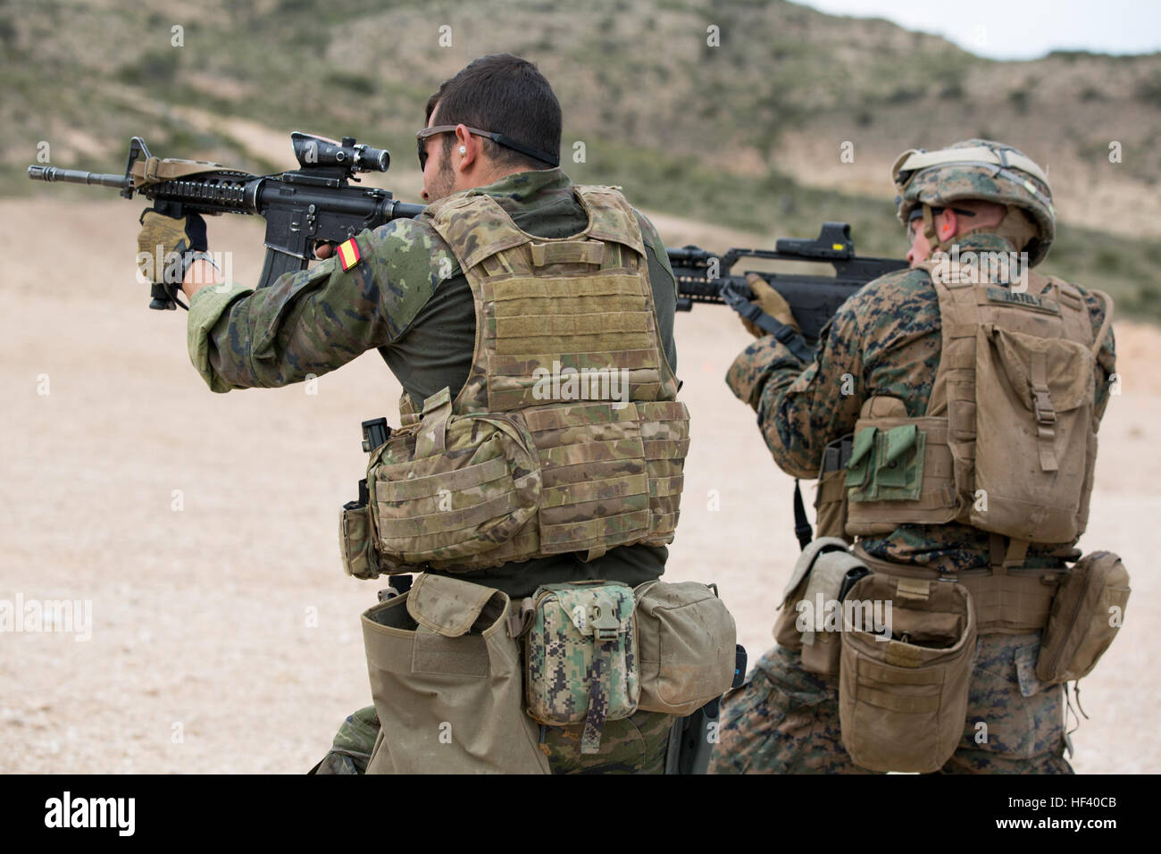 Spanish Special Operations and U.S. Marines from 1st Battalion, 8th ...