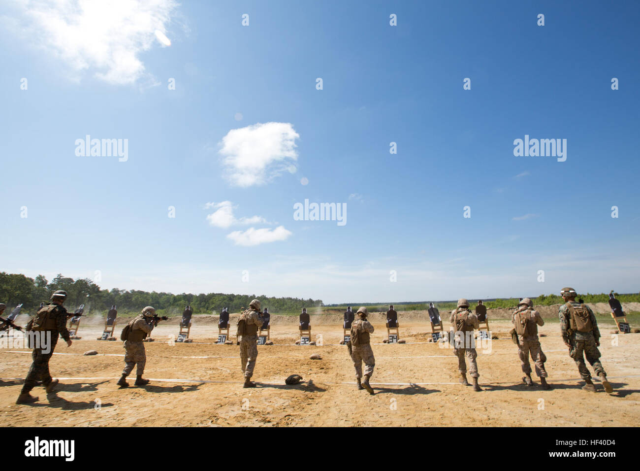 U.S. Marine students with Marine Combat Training, School of Infantry ...