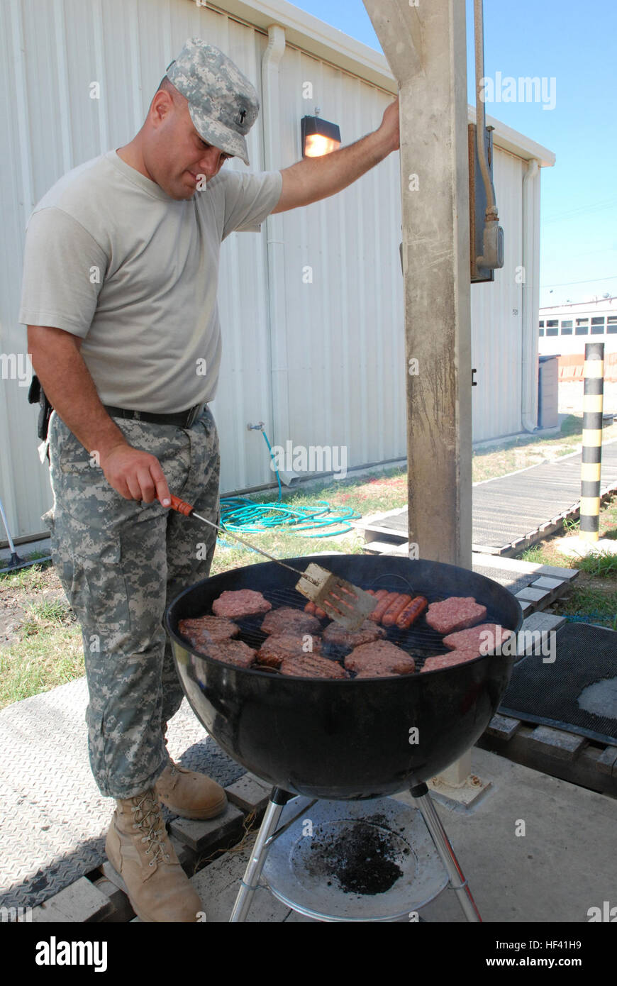 525th military police battalion hi-res stock photography and images - Alamy