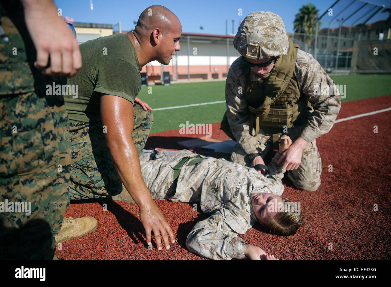 The special operations combat medic course hi-res stock photography and ...