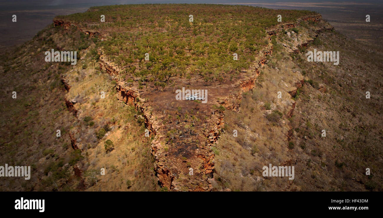 Military operations training exercises hi-res stock photography and ...