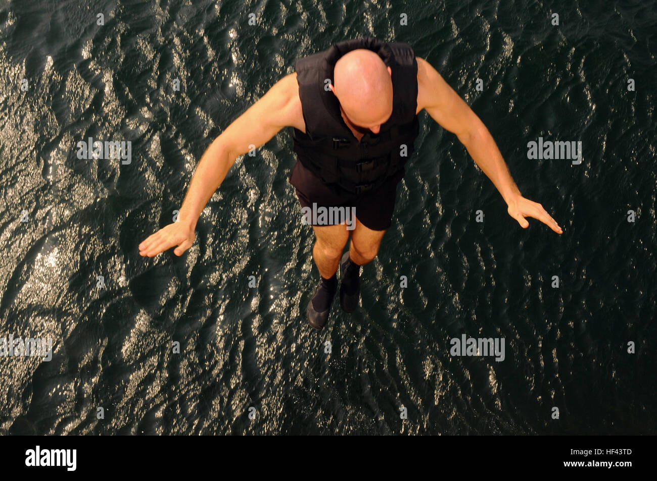 AG2 Nicholas Wissler, Lead Technician, Fleet Survey Team (FST), U.S ...