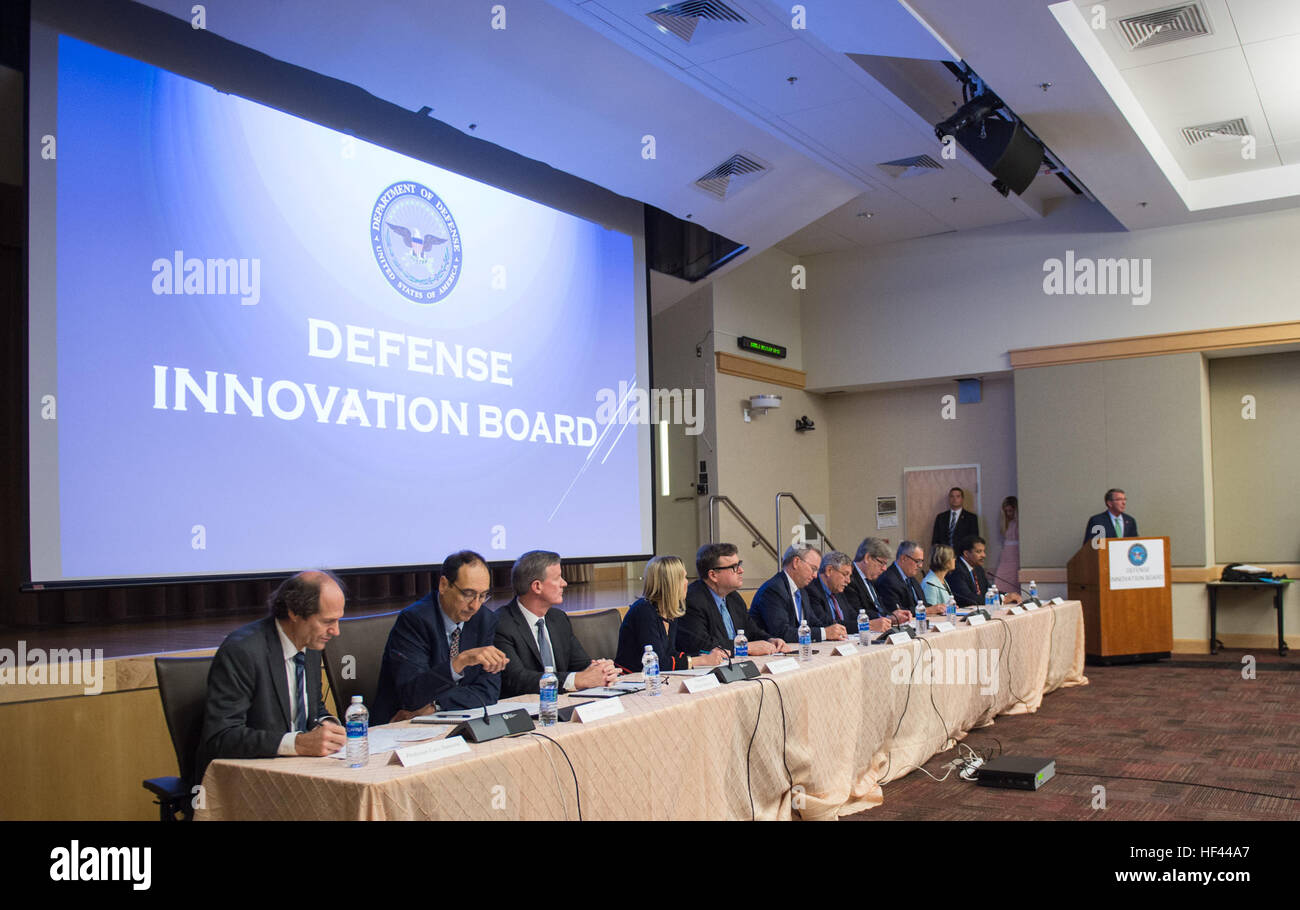 The Secretary of Defense meets with the Defense Innovation Board at the ...