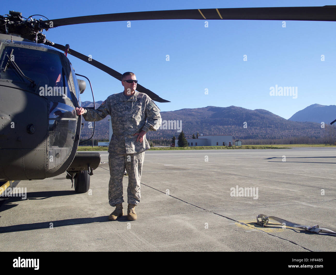 Chief Warrant Officer 4 Justin Lindell is a UH-60 Black Hawk ...
