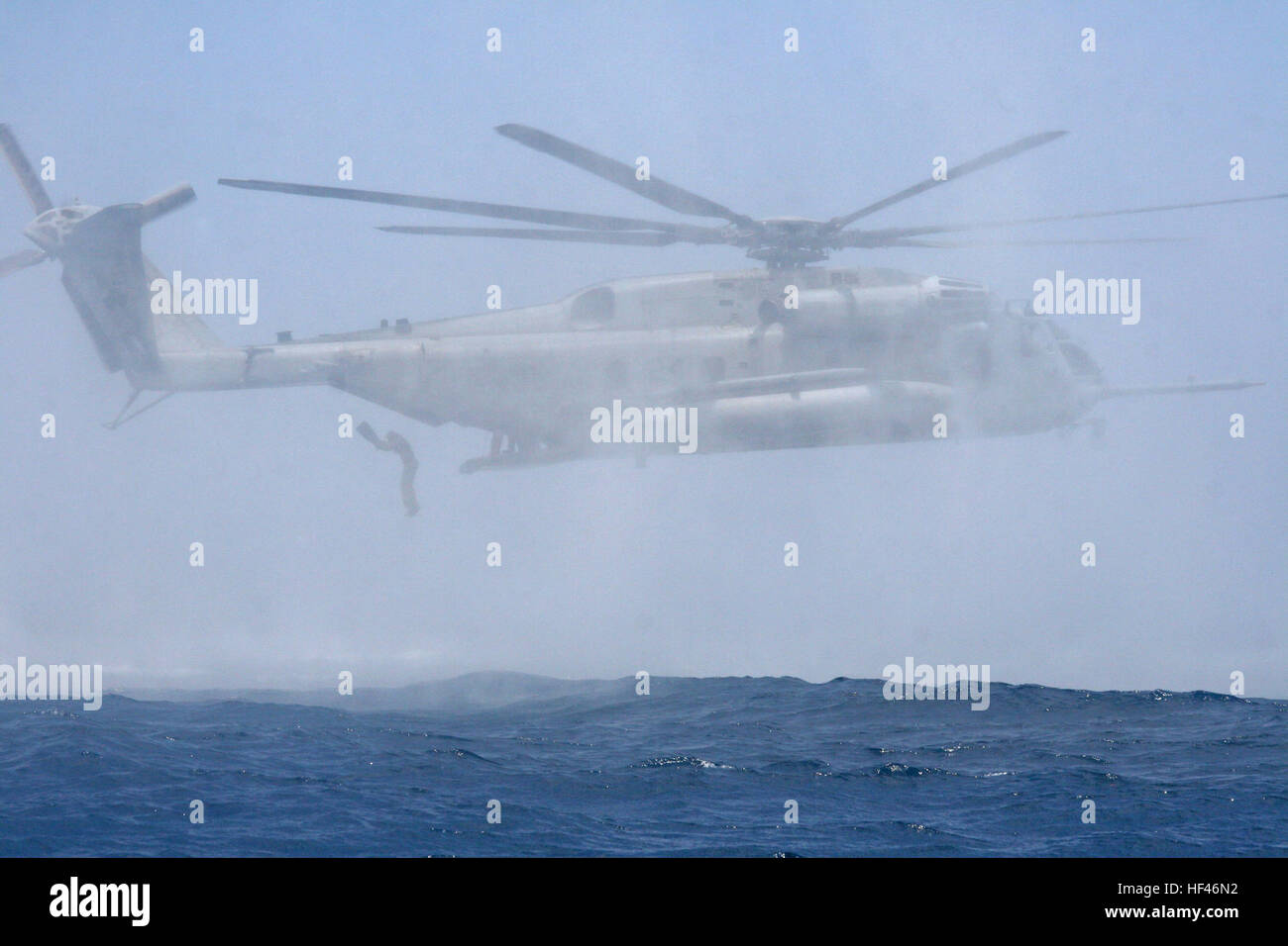 Marines from 2nd Recon Bn, BLT 1/9, 24th Marine Expeditionary Unit ...