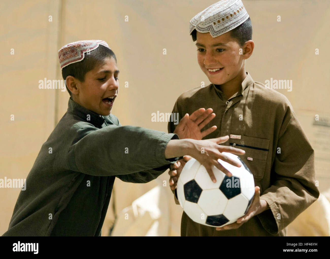 Marines from 1st Battalion, 3rd Marine Regiment teach Afghan students ...