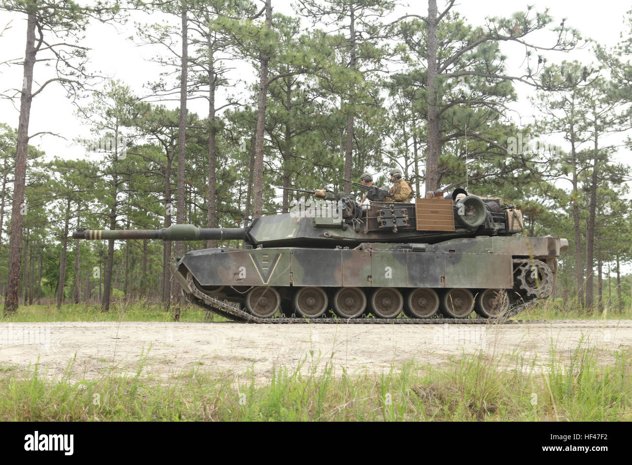 Usmc abrams m1a1 tank hi-res stock photography and images - Alamy
