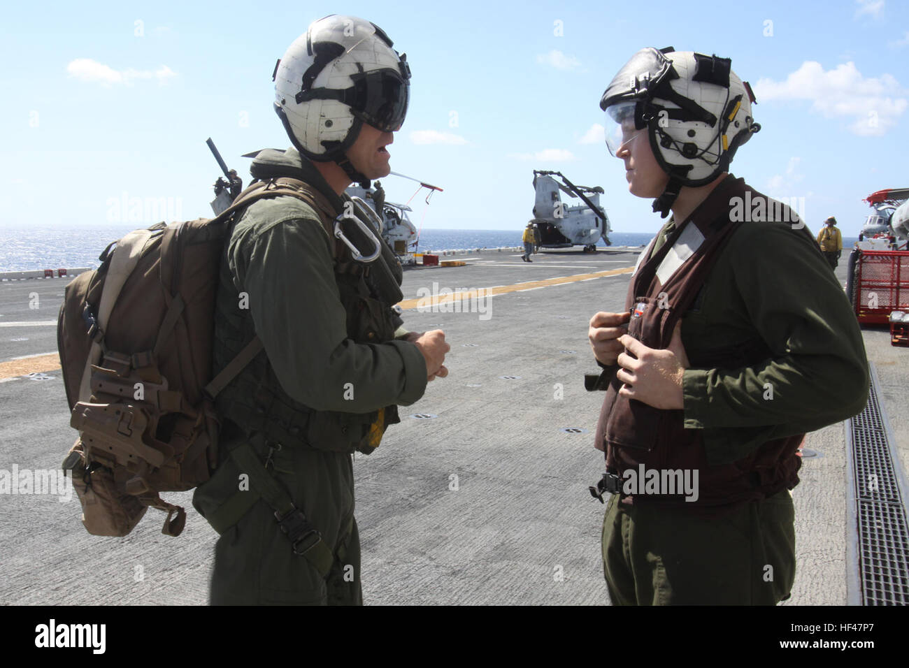 Uss davis crew hi-res stock photography and images - Alamy