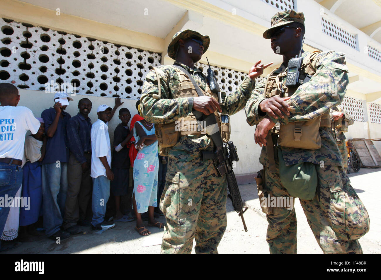 U.S. Marines from Company A, 2nd Assault Amphibian Battalion, attached ...