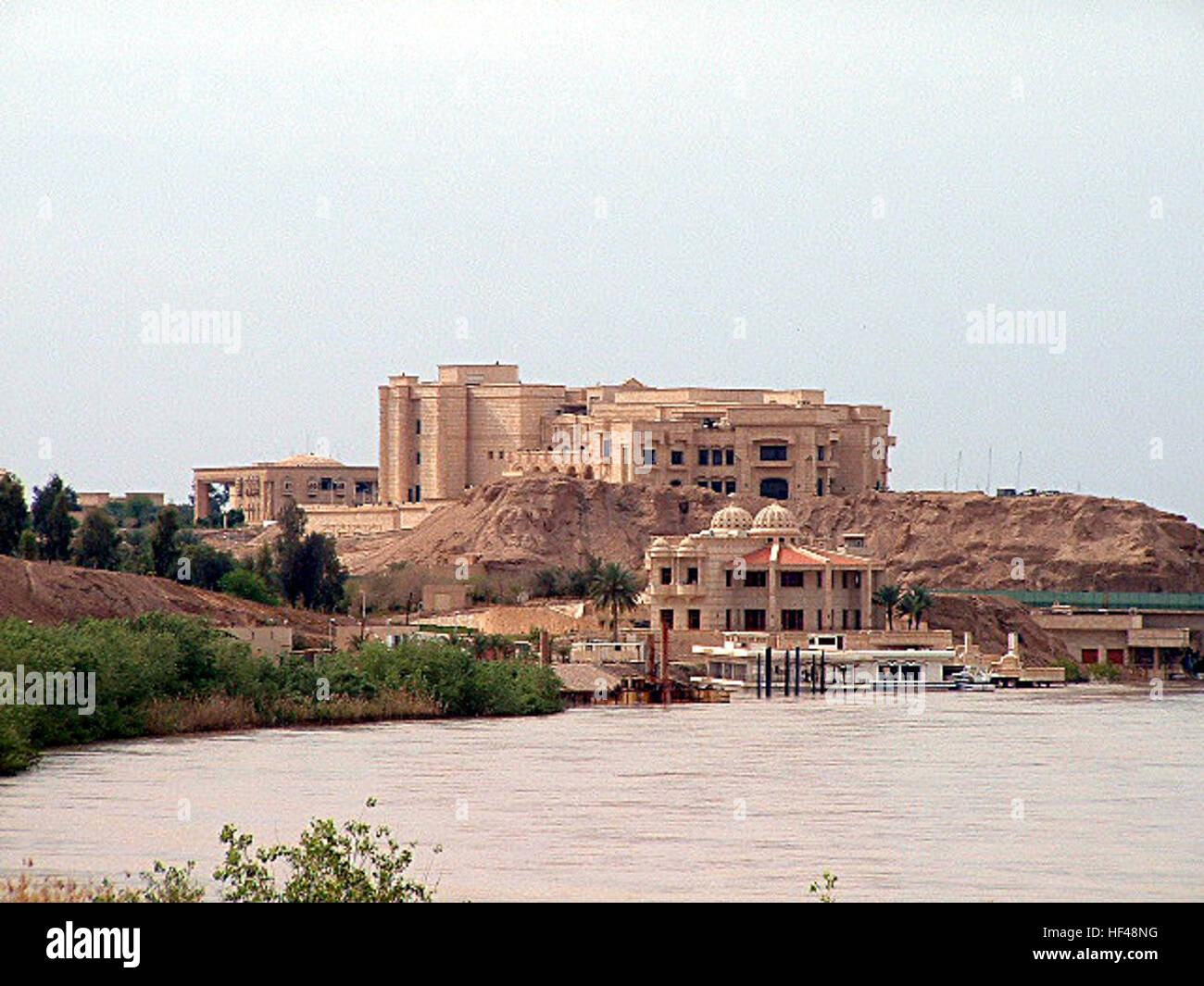 Tikrit palace hi-res stock photography and images - Alamy