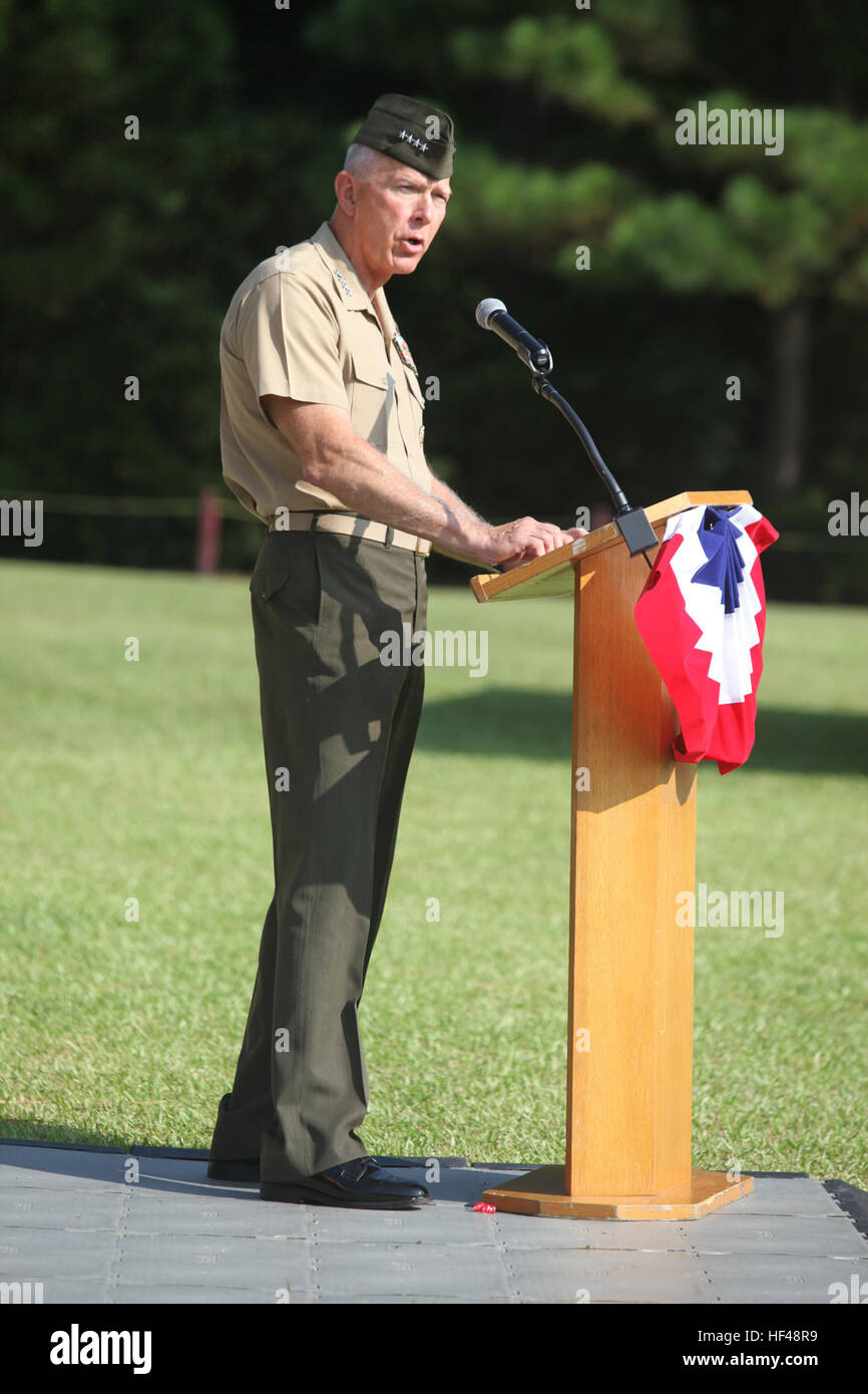 General James T. Conway, commandant of the Marine Corps, delivers a ...
