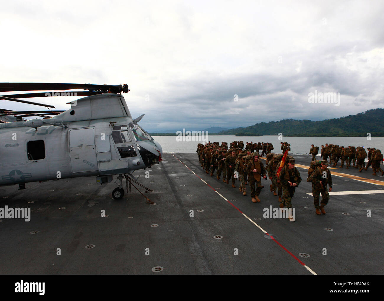 American troops in panama hi-res stock photography and images - Alamy