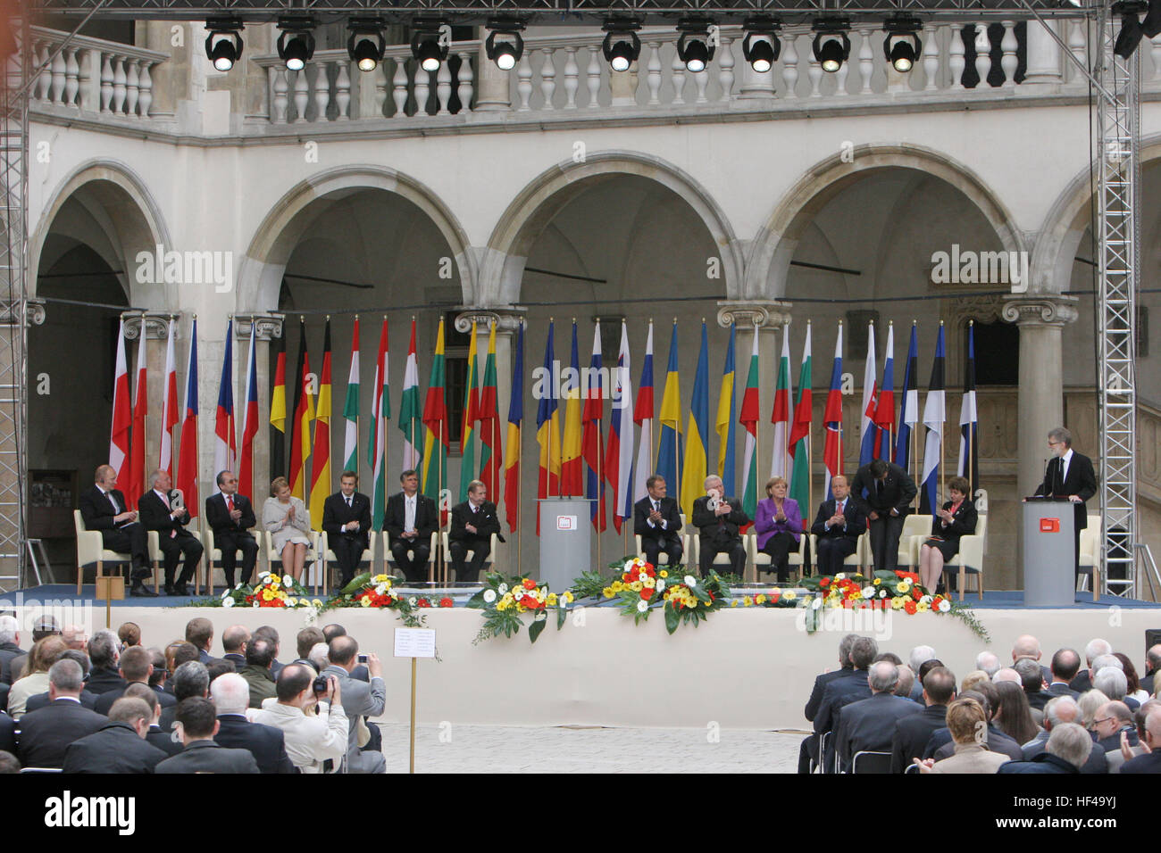 KRAKOW, POLAND - JUNE 04, 2009: 20th Anniversary of the collapse of ...