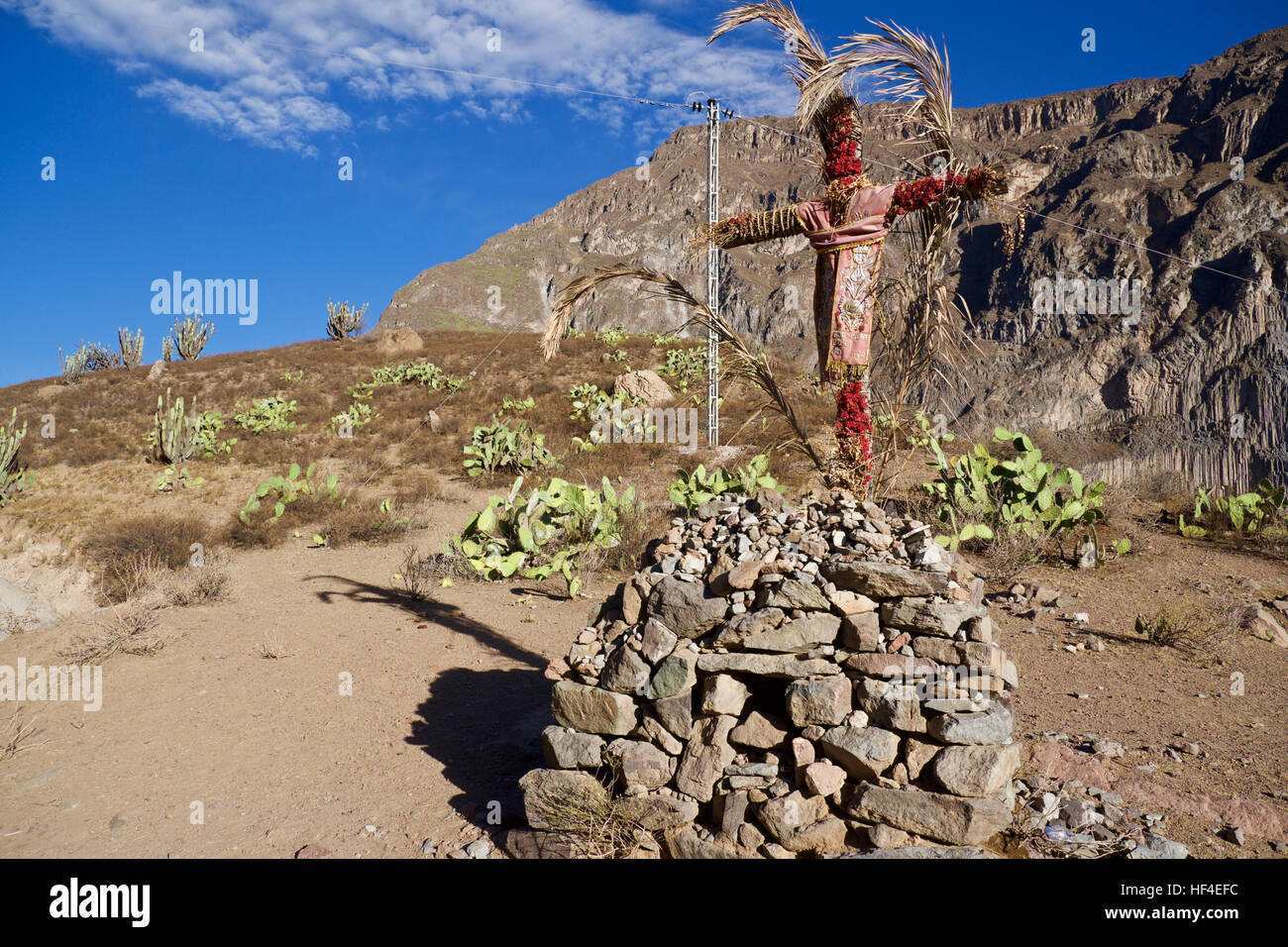 Cross peru hi-res stock photography and images - Alamy